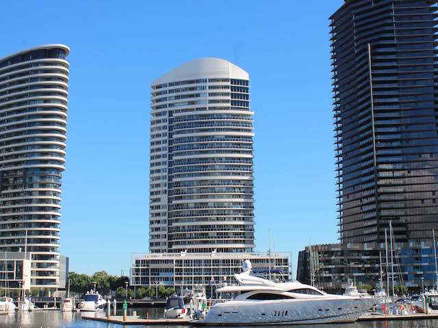 Yarra’s Edge Tower 4 – VicClean P/L